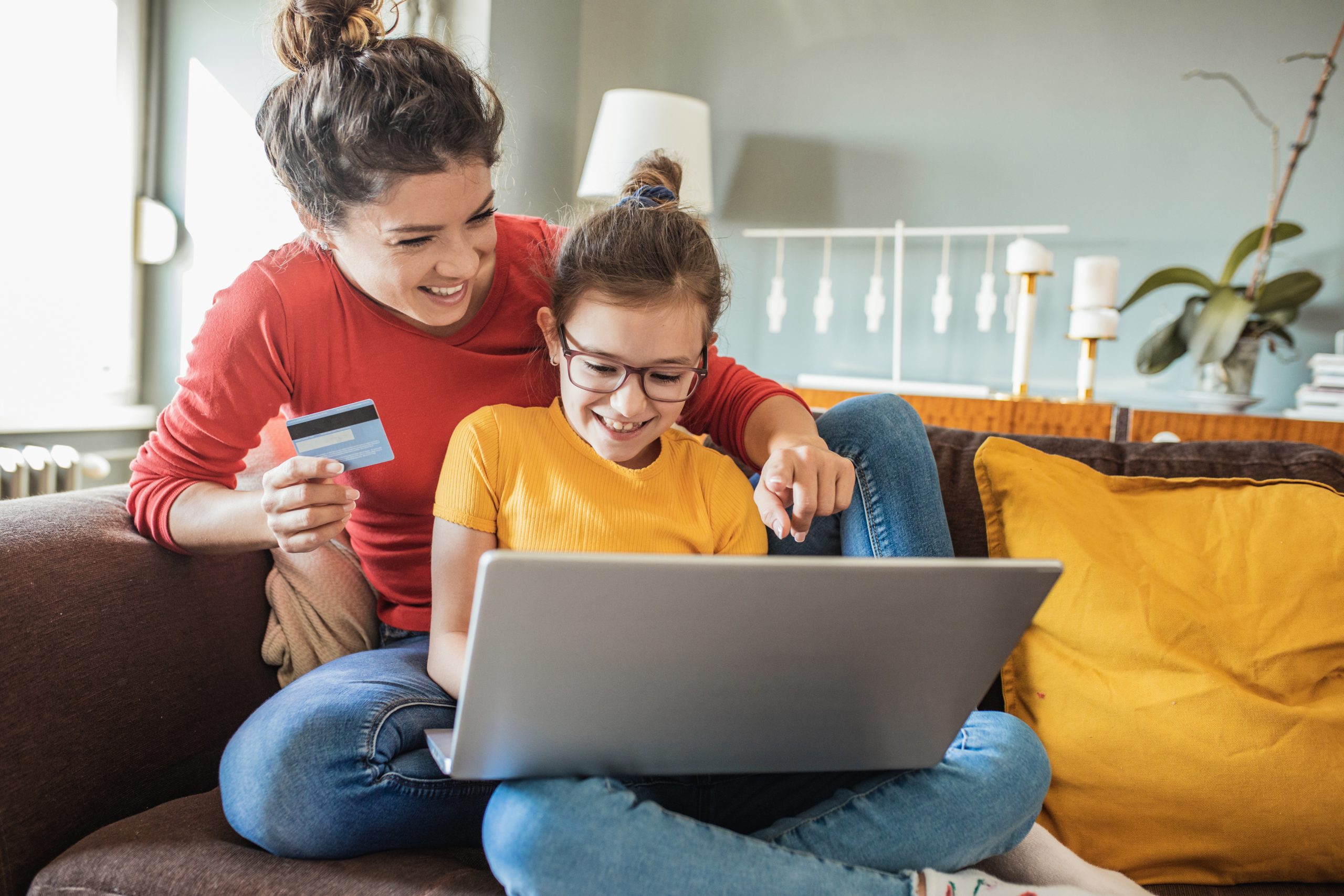 Lommepengekortet – nå for de mellom 6 og 13 år - Sparebanken Øst